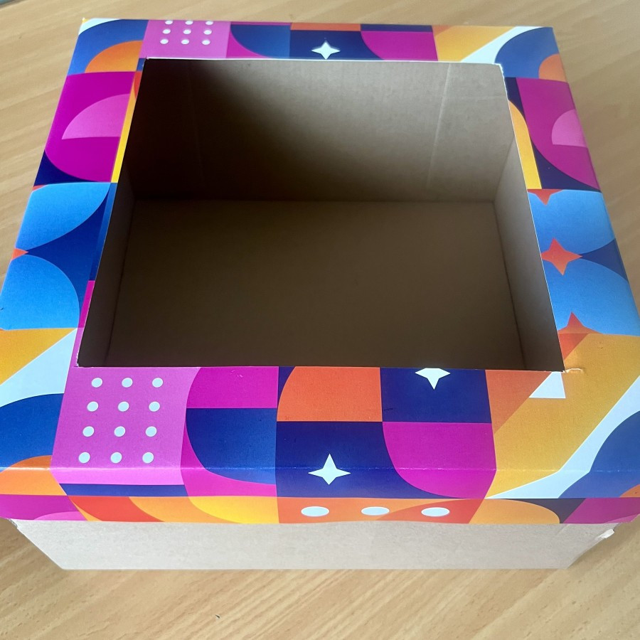 Jual Box Dus Mika Edisi Rainbow 25x25x18 Cm | Shopee Indonesia