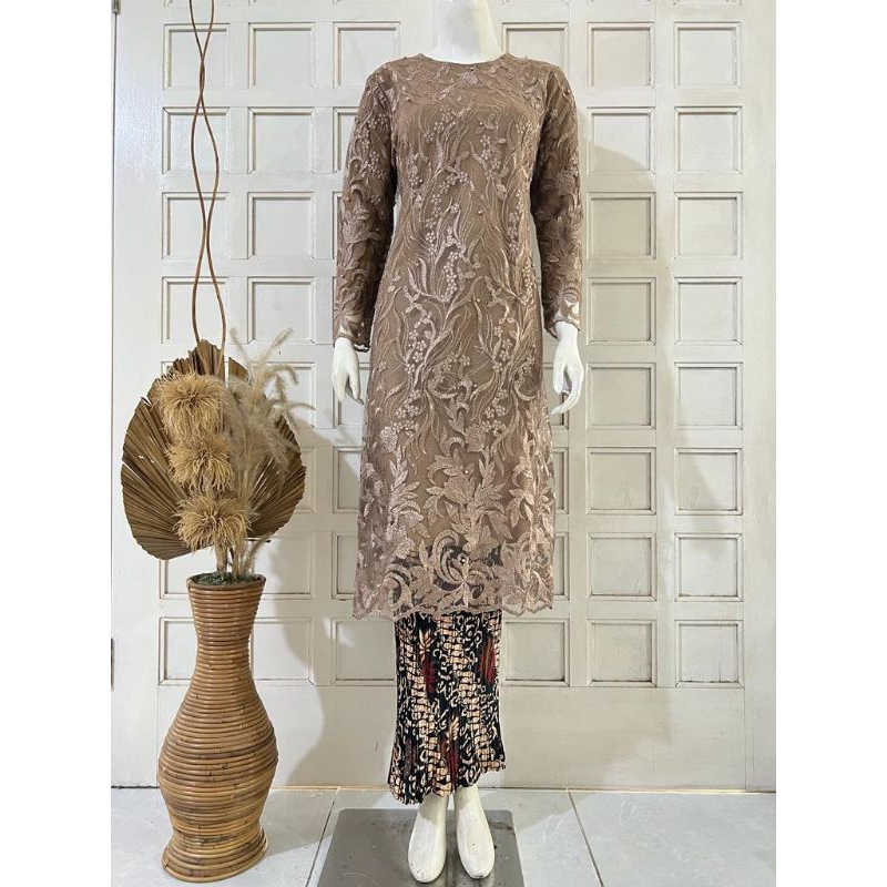 Jual SETELAN KEBAYA LONG TUNIK TILE/KEBAYA SERAGAMAN PESTA/KEBAYA ...