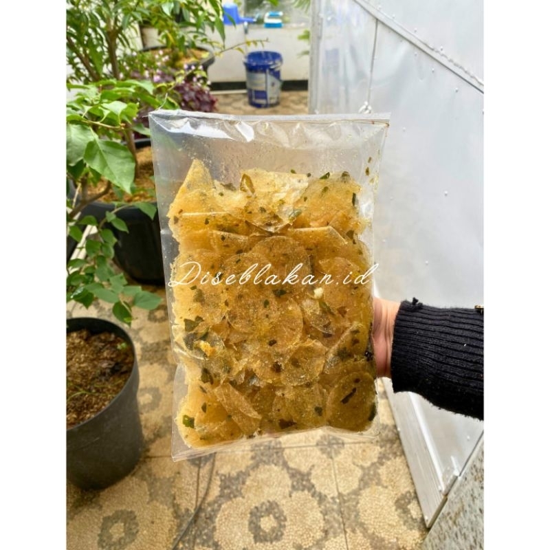 Jual Kripca keripik kaca original daun jeruk kemasan 200gram | Shopee ...