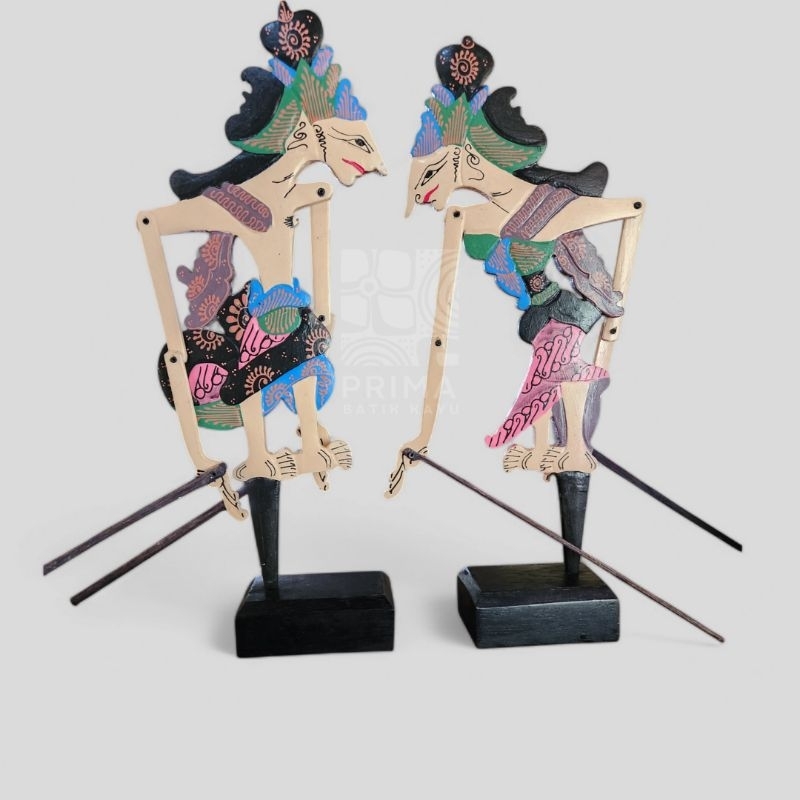 Jual Wayang Cat Batik Kayu M Pajangan Arjuna Srikandi Rama Sinta ...
