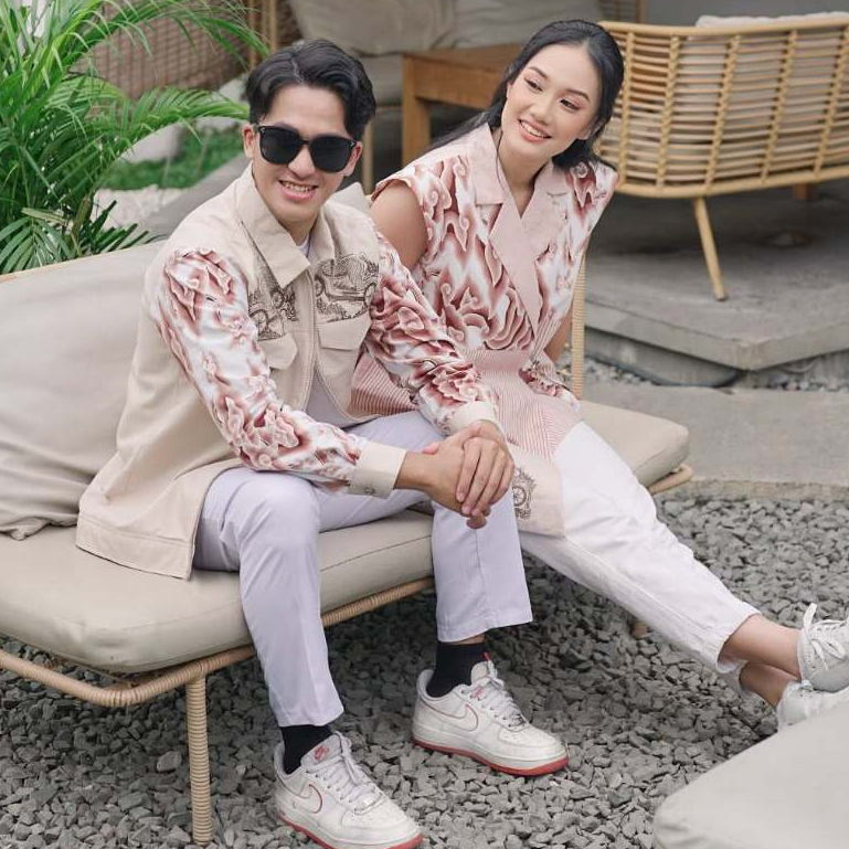 Jual BATIK TRUSMI Set Couple Motif Mega Mendung Tulis Premium Warna ...