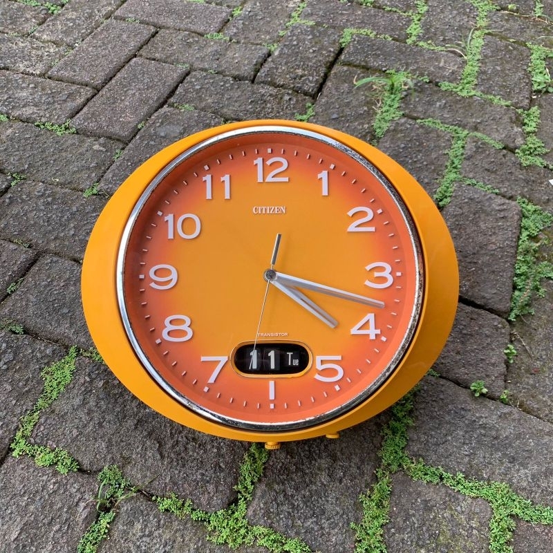 Jual Jam Dinding Antik Kuno Lawasan Vintage Jam Citizen Japan ...