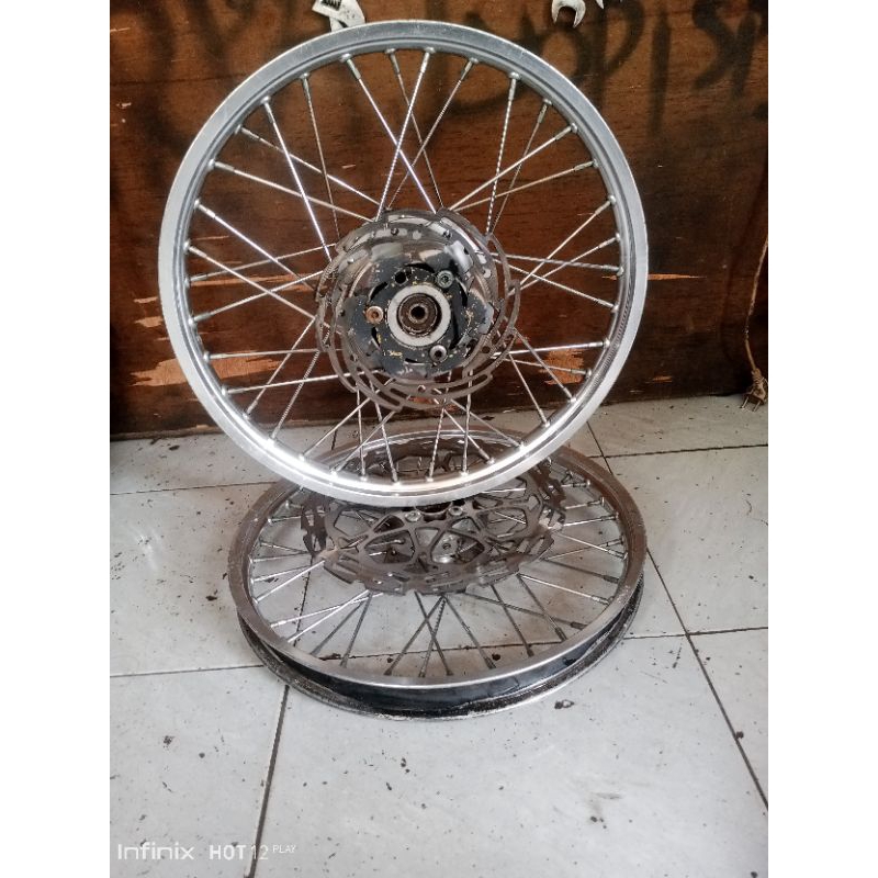 Jual velg jari2 satria fu 150 TK RACING BRIGH JAPAN SILVER | Shopee ...