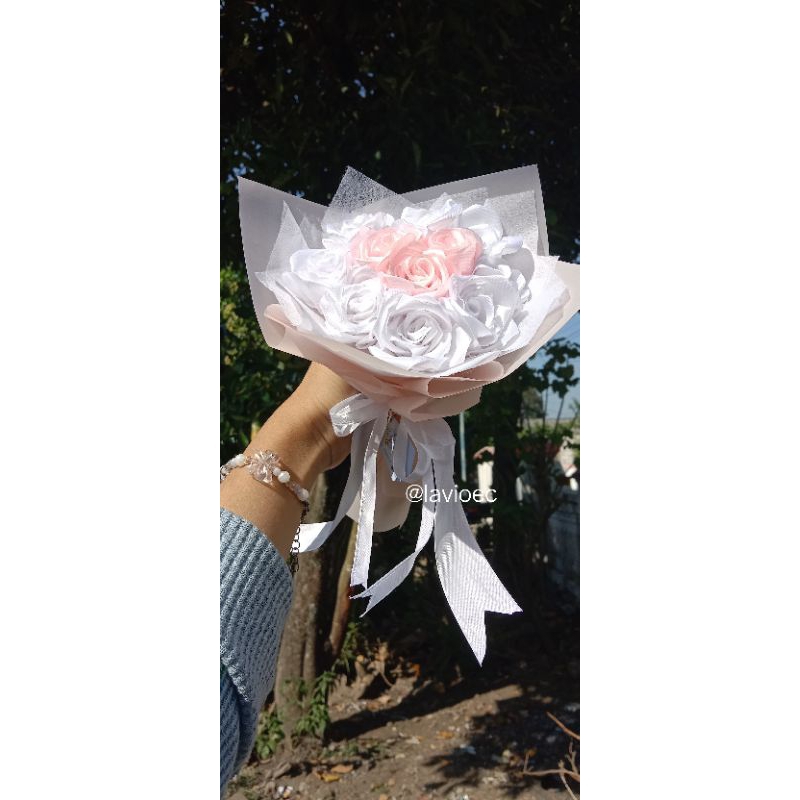 Jual Buket pita satin / Bouquet bunga pita satin (BACA DESKRIPSI ...
