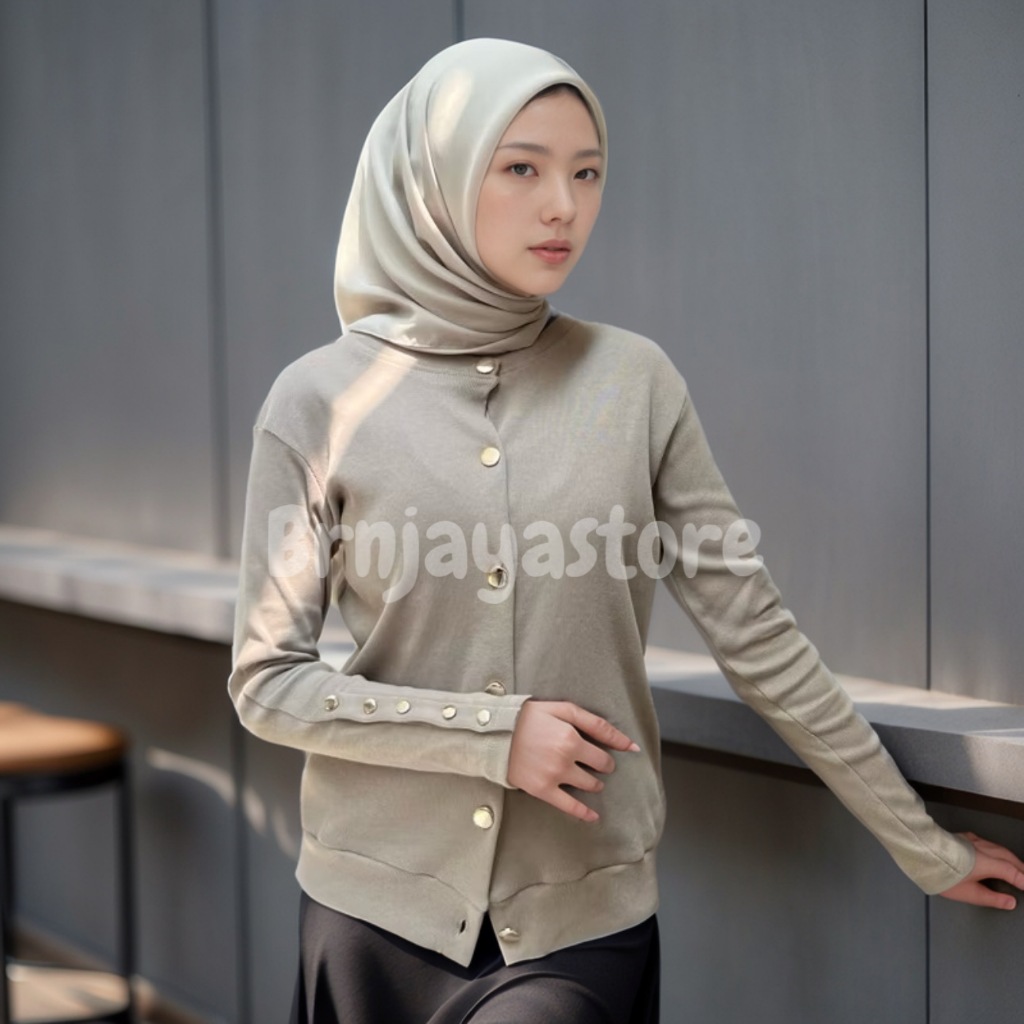 Jual Starla Cardigan Basic Kancing Knit Button Gold Tebal Premium HB.Outfit Official | Shopee ...