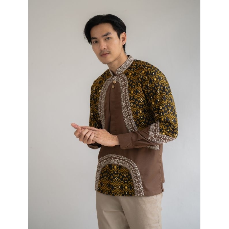 Jual Kemeja Batik-Bordir Pria NUC.ID Tama 02 (Coklat-Gold) | Shopee ...
