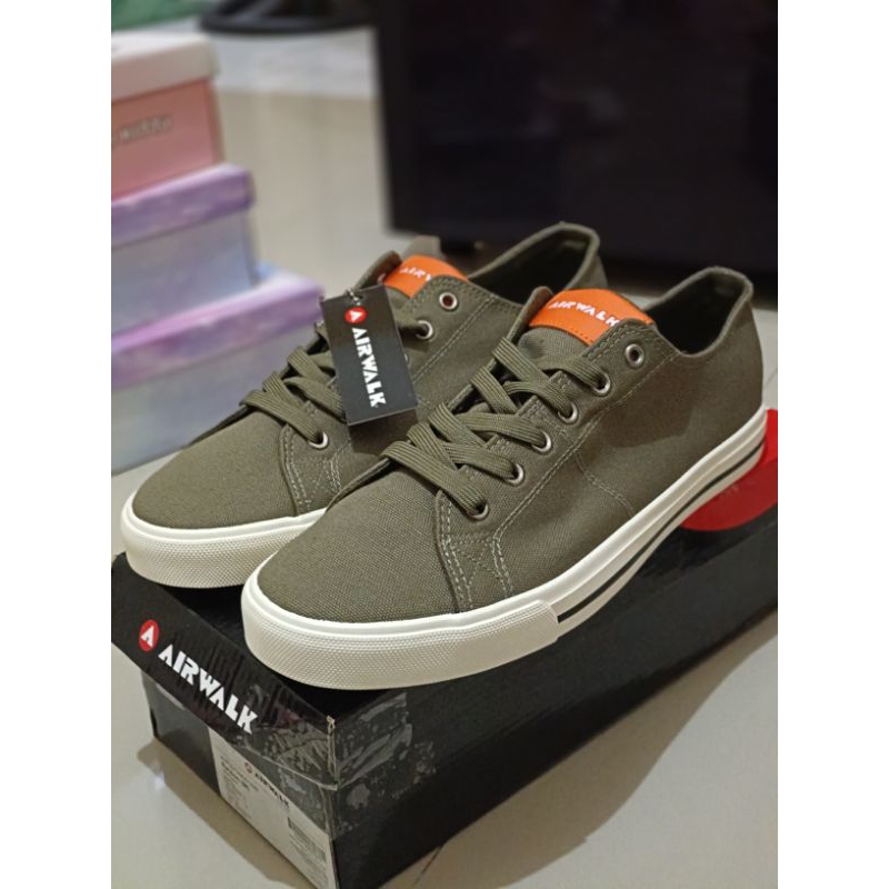 Jual 42 sports station big sale airwalk adriel green | Shopee Indonesia