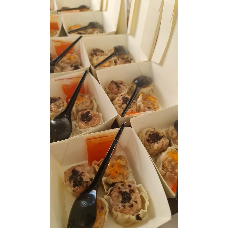 Jual Dimsum box isi 4, snack box, snack rapat, snack ulang tahun ...