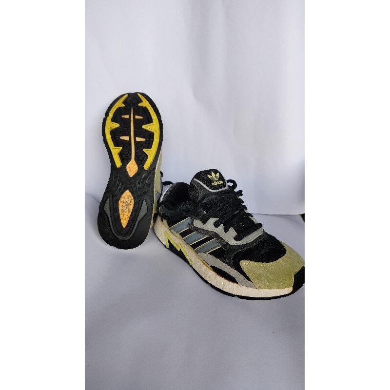 Jual Sepatu Bekas Berkualitas | Shopee Indonesia