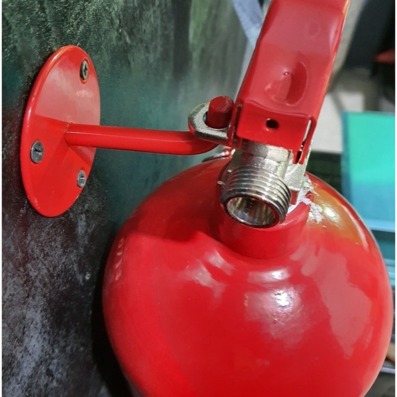 Jual Gantungan APAR CO2 - Wall Bracket CO2 | Shopee Indonesia