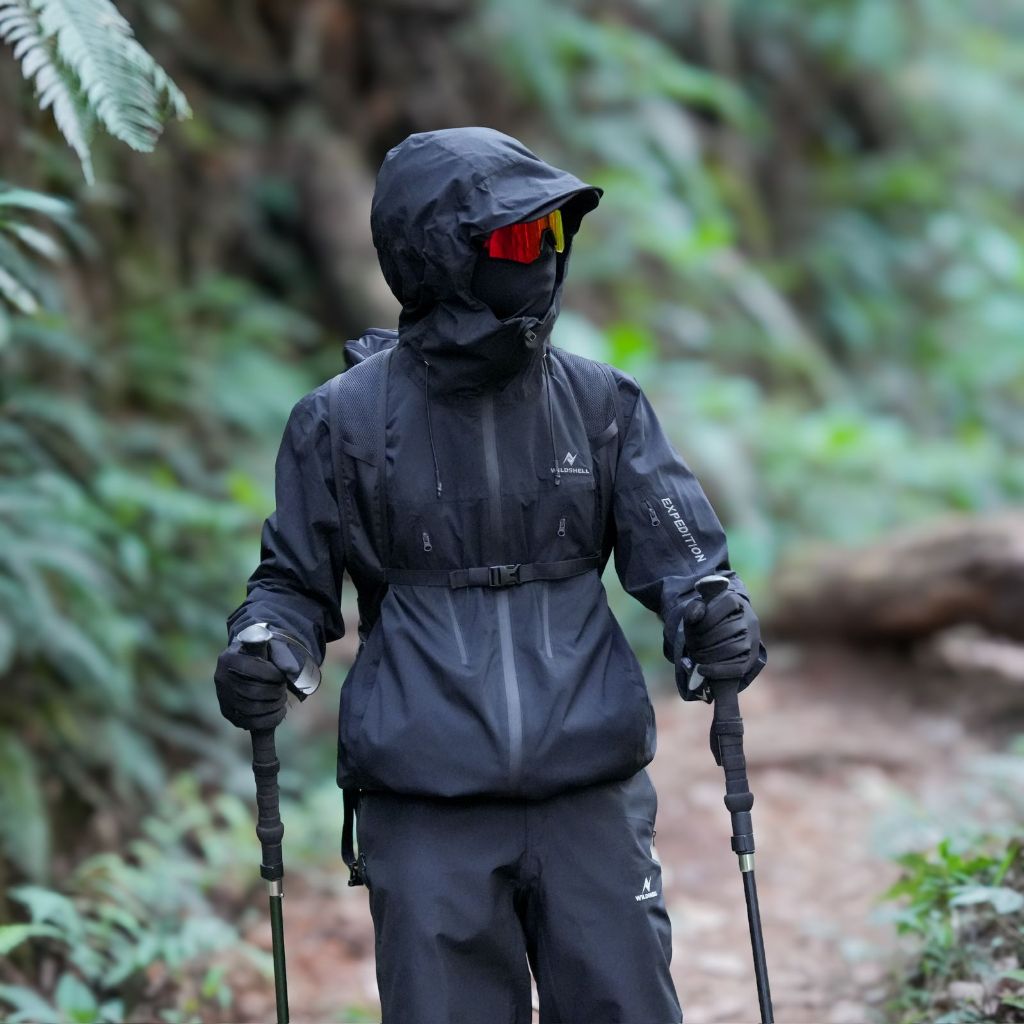 Jual WILDSHELL - Jaket Gunung Gorpcore Expedition Series 100% ...