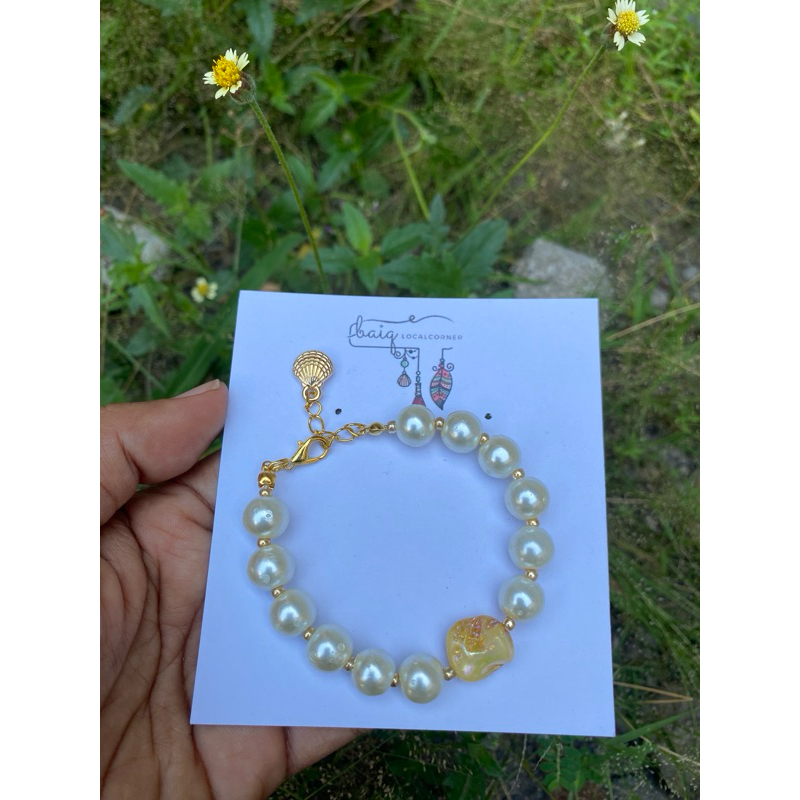 Jual Gelang mutiara/ gelang kerang/ pearl shell bracelet/ gelang unik ...
