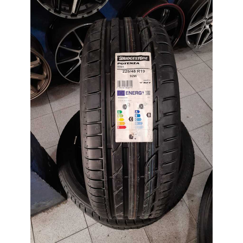 Jual BAN MOBIL RFT RING 19 BRIDGESTONE POTENZA S001 RFT 225 45 R19 TAHUN 2022 | Shopee Indonesia