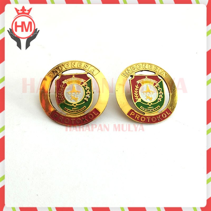 Jual Lencana Protokol Sumba Barat Daya Pin Protokol Daerah Model Bulat ...