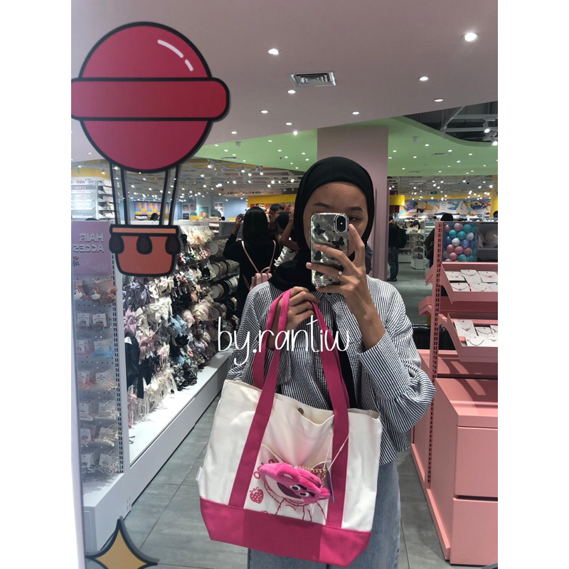 Jual OH! SOME KKV x PIXAR - Totebag | Shopee Indonesia