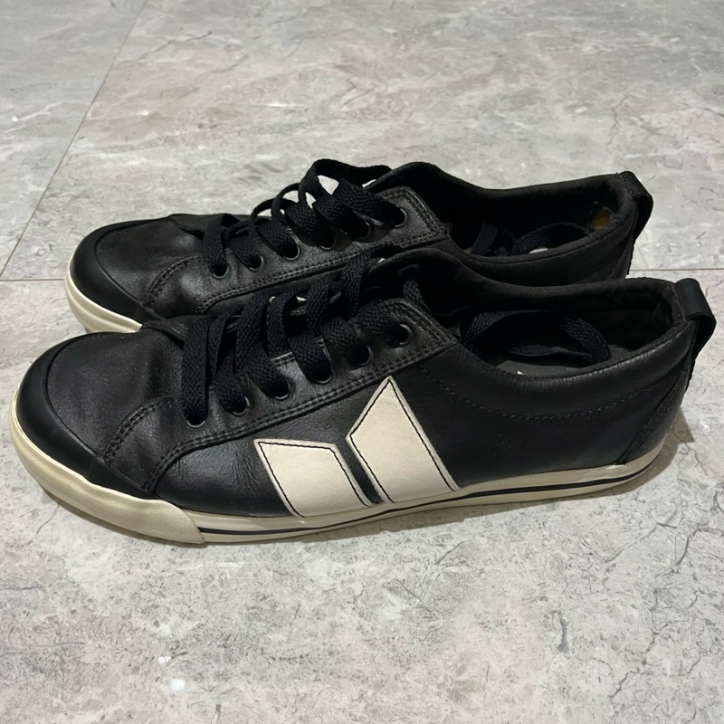 Jual Macbeth Eliot Premium Black White | Shopee Indonesia