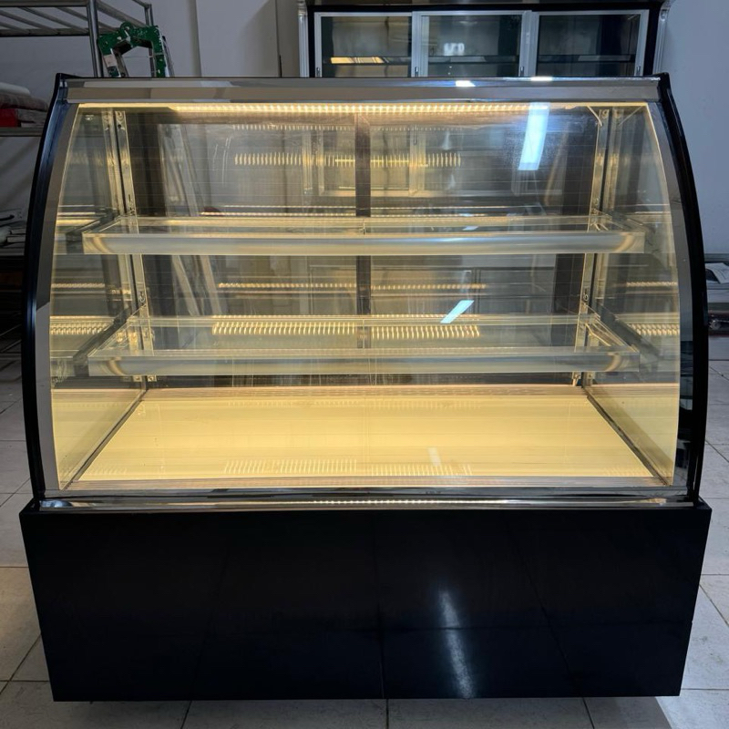 Jual chiller cake showcase ukuran 120 cm ex display showroom | Shopee ...