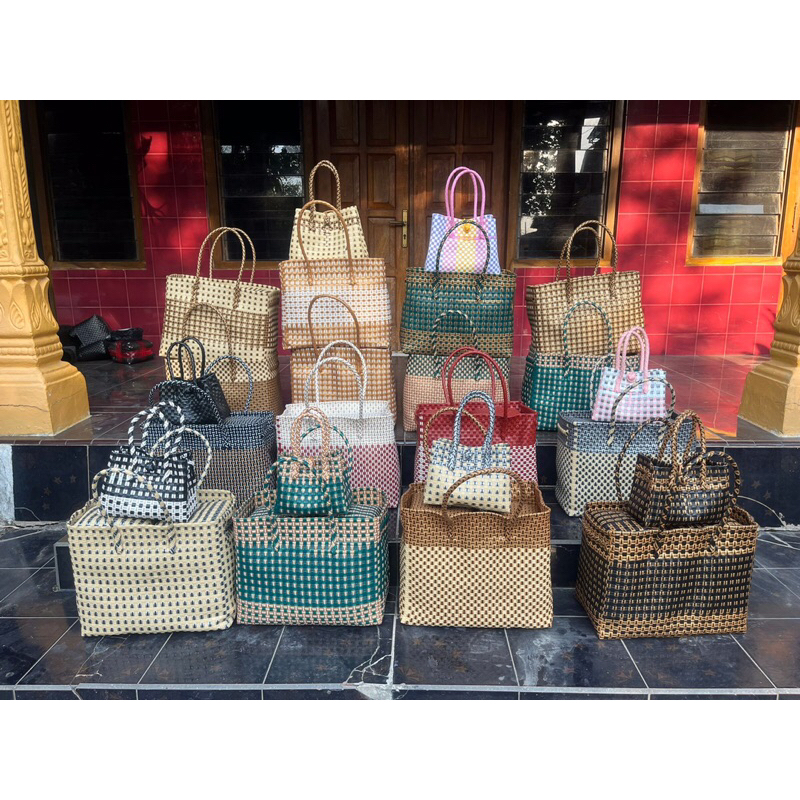 Jual Tas Keben Isi 4 Bonus Besek Bambu dan Tas Jally Petty / Tas ...