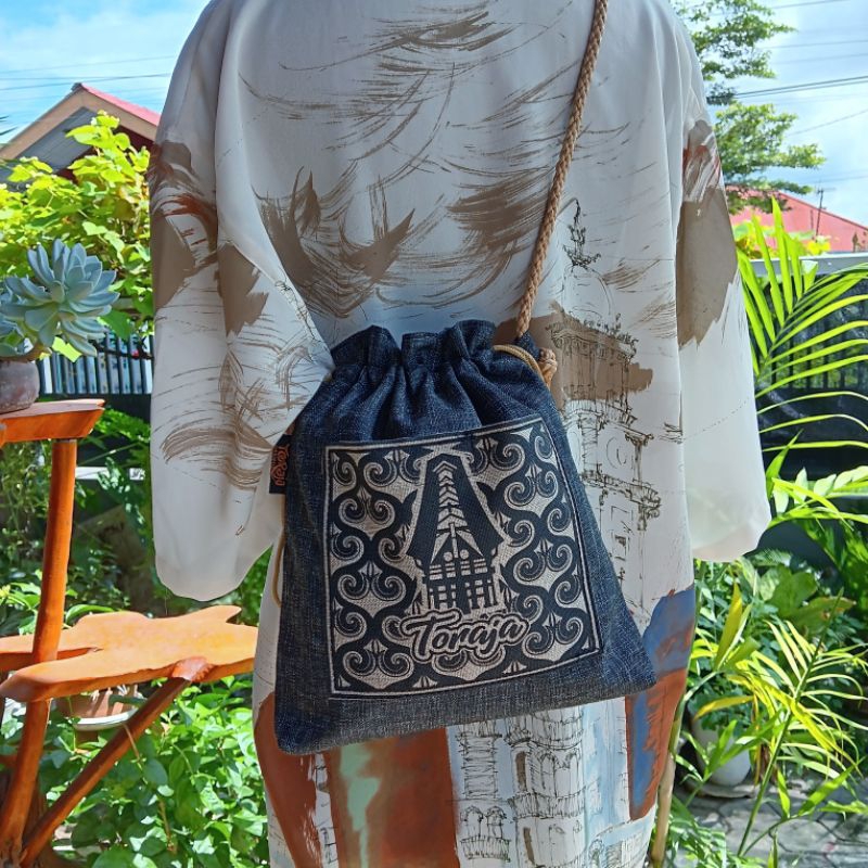 Jual Tas Hoki Serut Toraja Tas Selempang Slingbag Batik Toraja | Shopee ...