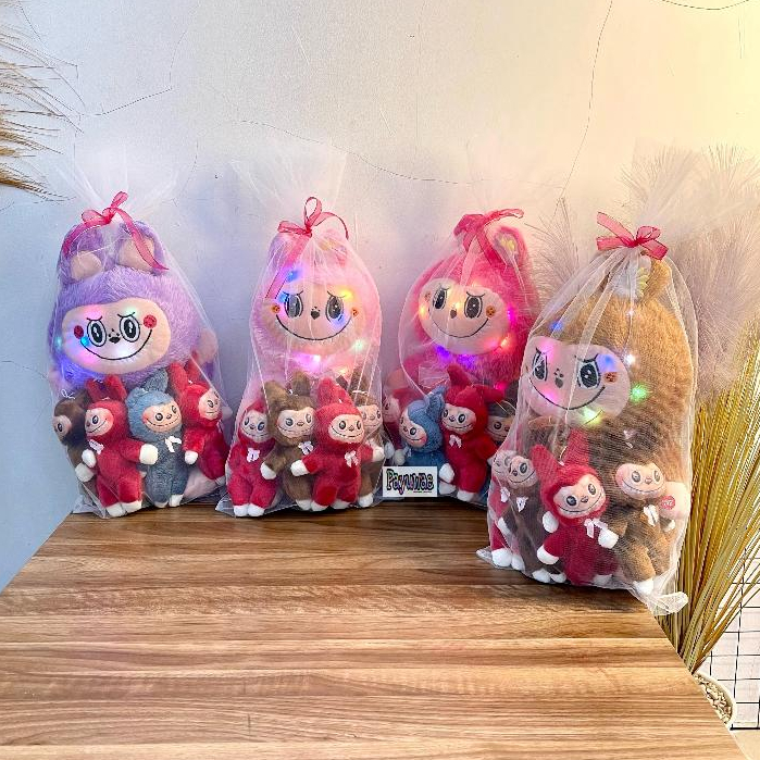 Jual BONEKA LABUBU BERANAK 4 PAKAI LAMPU LED ANAK BISA JADI GANTUNGAN ...