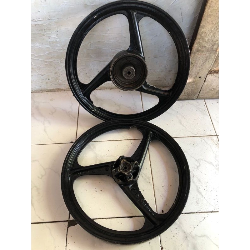 Jual Velg enkei original yamaha fiz r f1zr fizr f1z r fullclutch palang ...