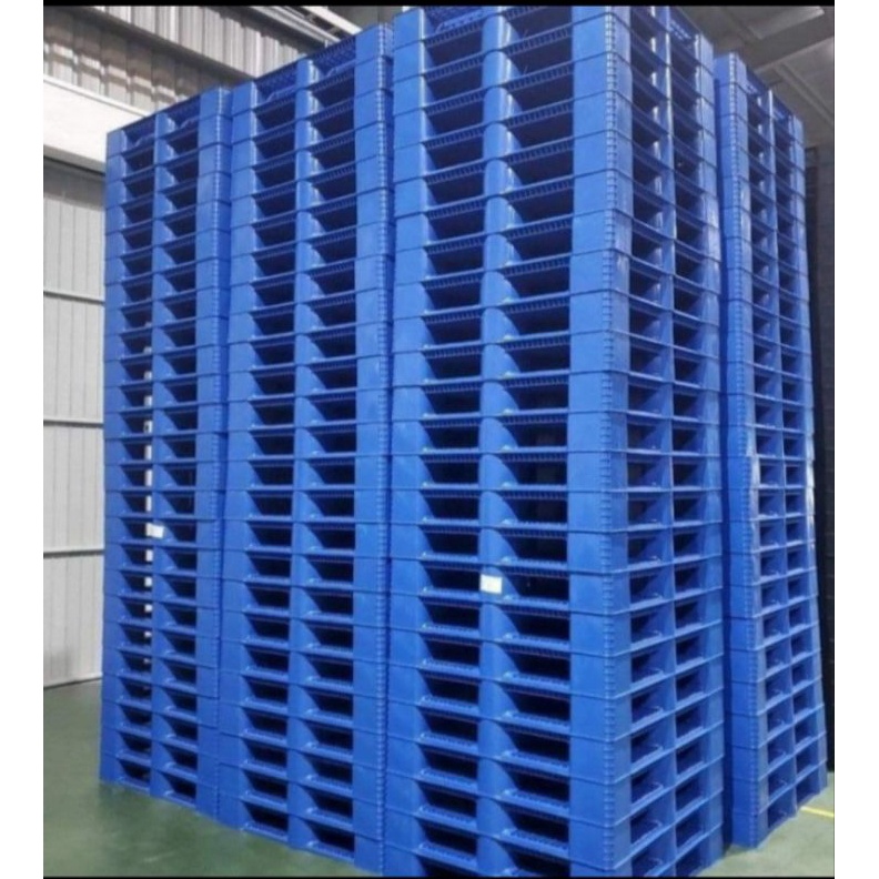 Jual KODE F18A palet plastik buat tatakan bekas pakek warna biru ...