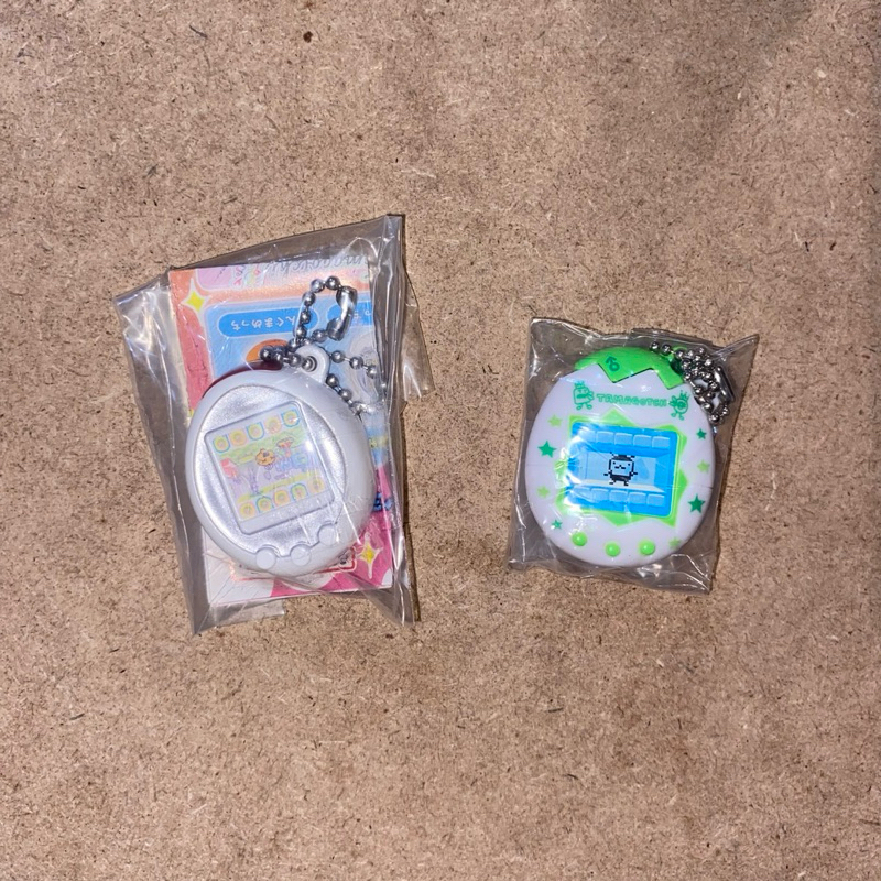 Jual Tamagotchi miniature keychain gacha peko chan love&berry squishy ...