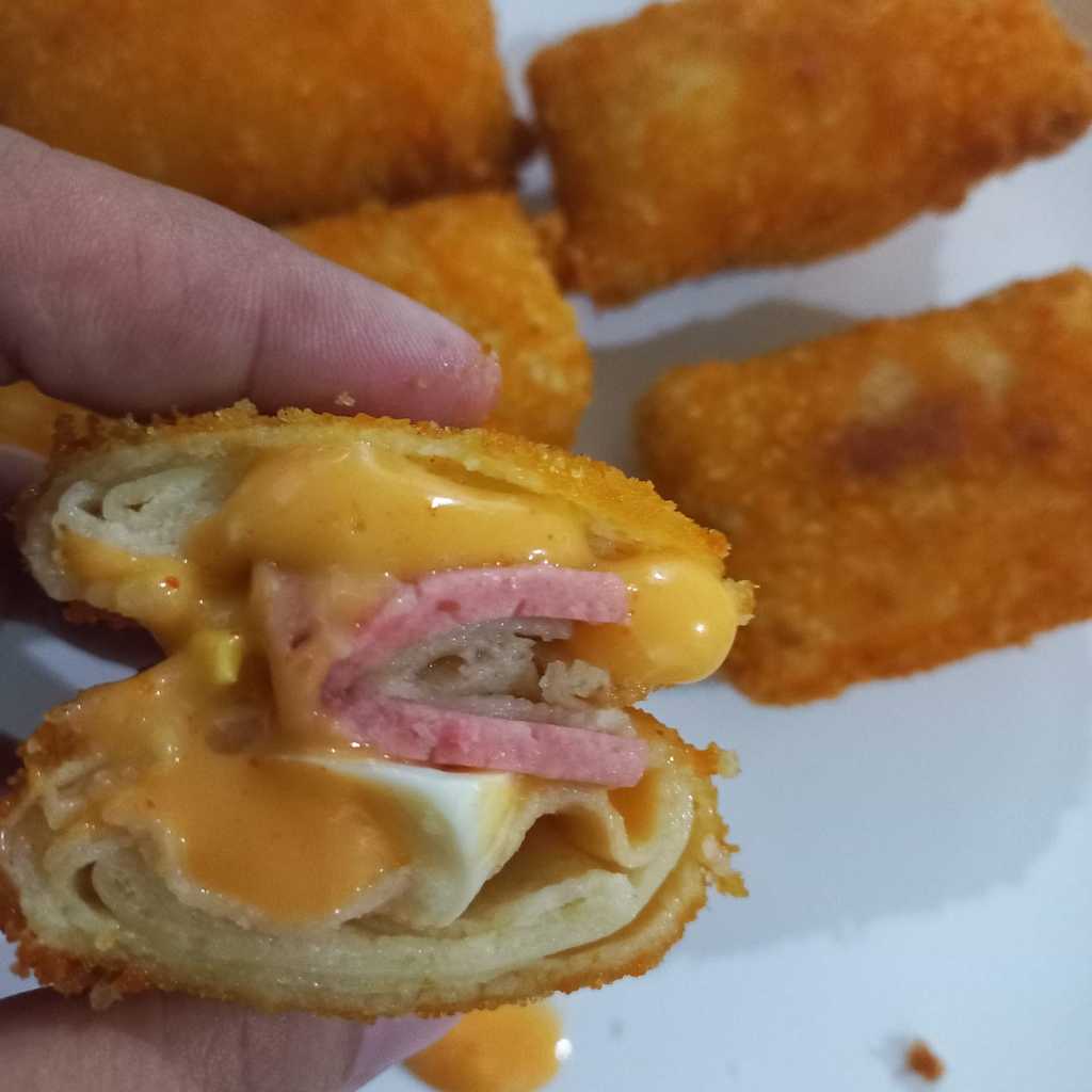 Jual Risol Smoked Beef Mayo Frozen 1 Pack Isi 4 Pcs, Halal Food ...
