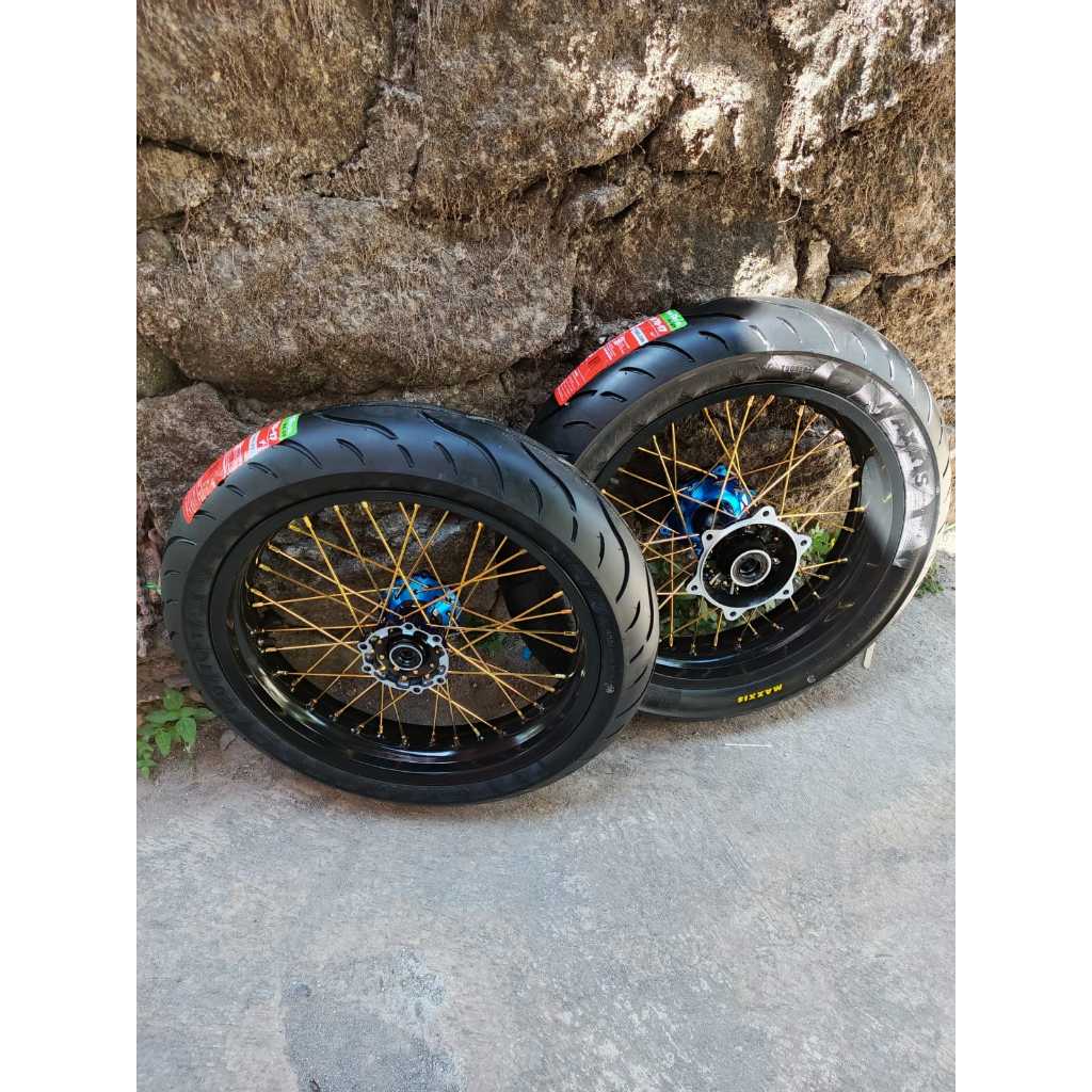 Jual Paket Roda Supermoto yamaha WR155 Ring 17 Ban Maxxis Baru Jumbo ...