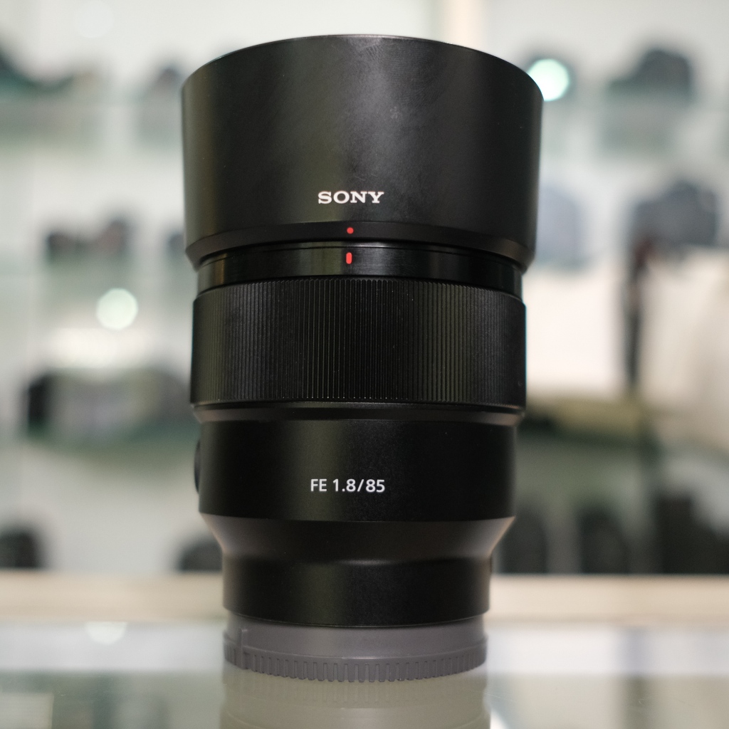 Jual Lensa fix sony Fe 85mm f1.8 fullset box | Shopee Indonesia