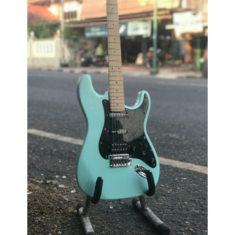 Jual Gitar Elektrik Difergio Startocaster HSS Hijau Melon | Shopee ...