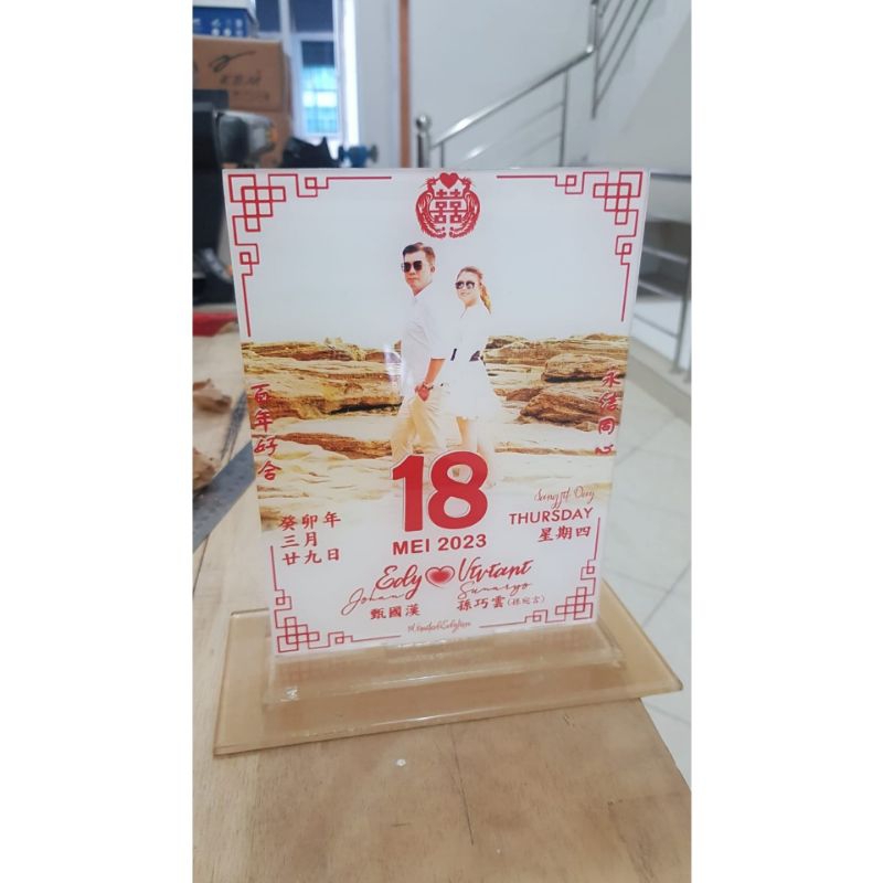 Jual CUSTOM ACRYLIC WEDDING CALENDAR / KALENDER SANGJIT AKRILIK ...