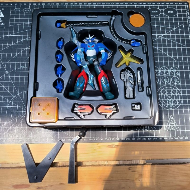 Jual revoltech 075 neo getter 1 original bib ada minus | Shopee Indonesia