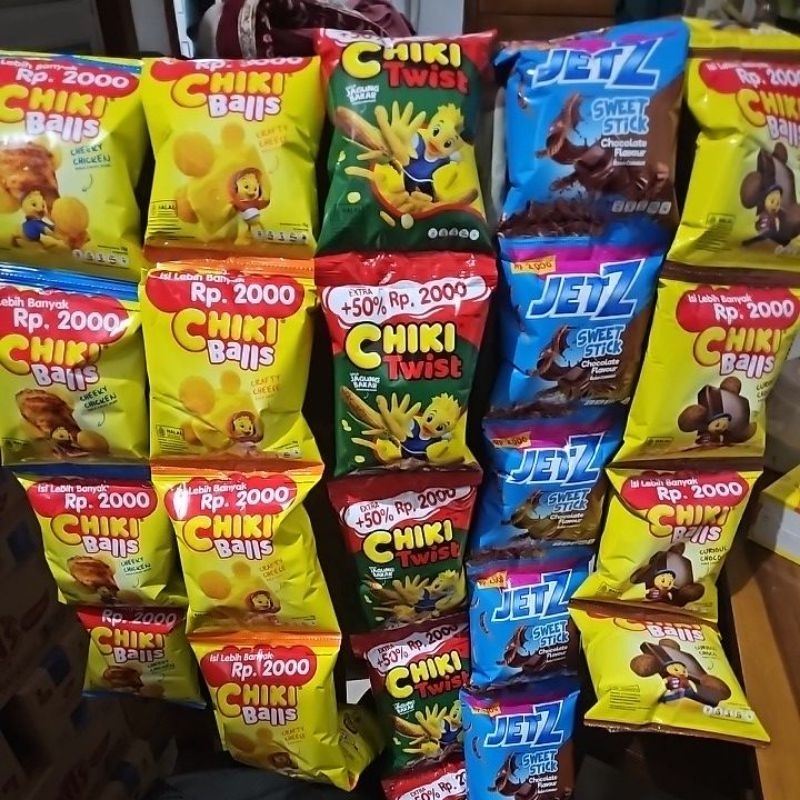 Jual CHIKIBALLS / JETZ / CHIKI TWIST/ CHITATO SNACK RENCENG ISI 10 PCS ...