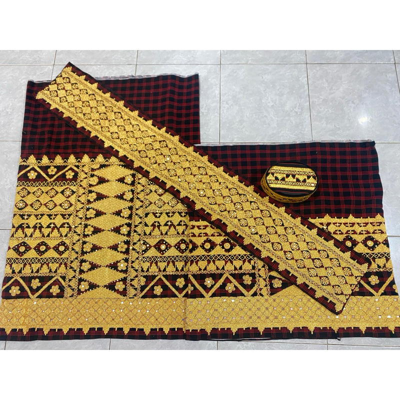 Jual Set Kain Tapis Antik Asli Sulam Tangan Benang Mas Kristal Plintir ...