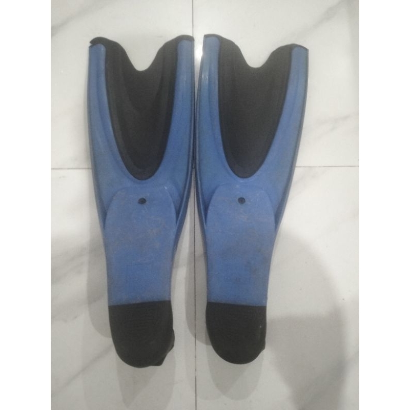 Jual sepatu katak preloved bekas pakai untuk ukuran sepatu 42-44 ...