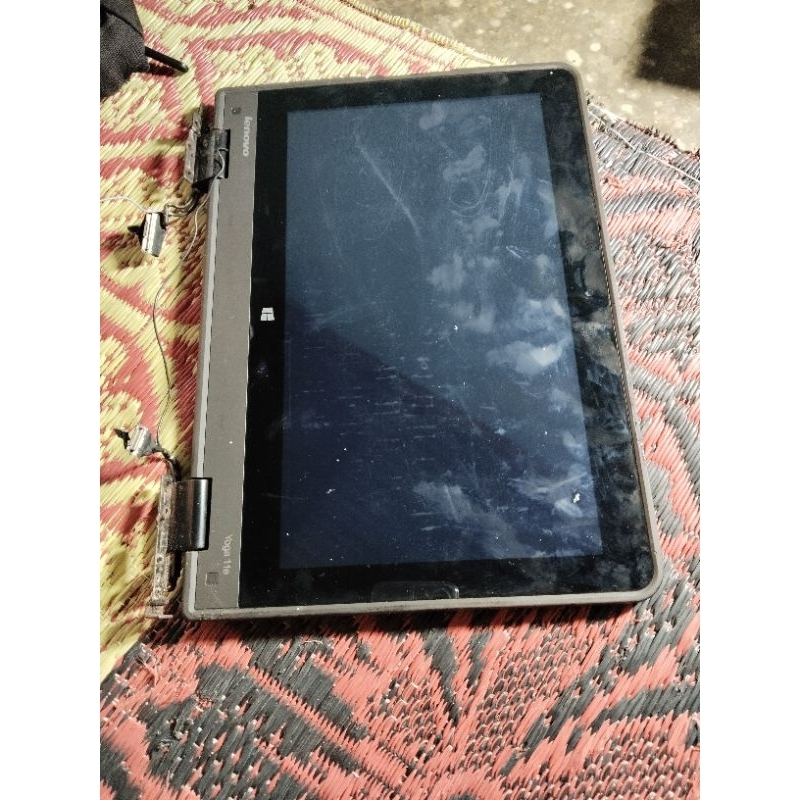 Jual lcd laptop tinkped lenovo yoga 11e layar sentuh..buat yang butuh ...