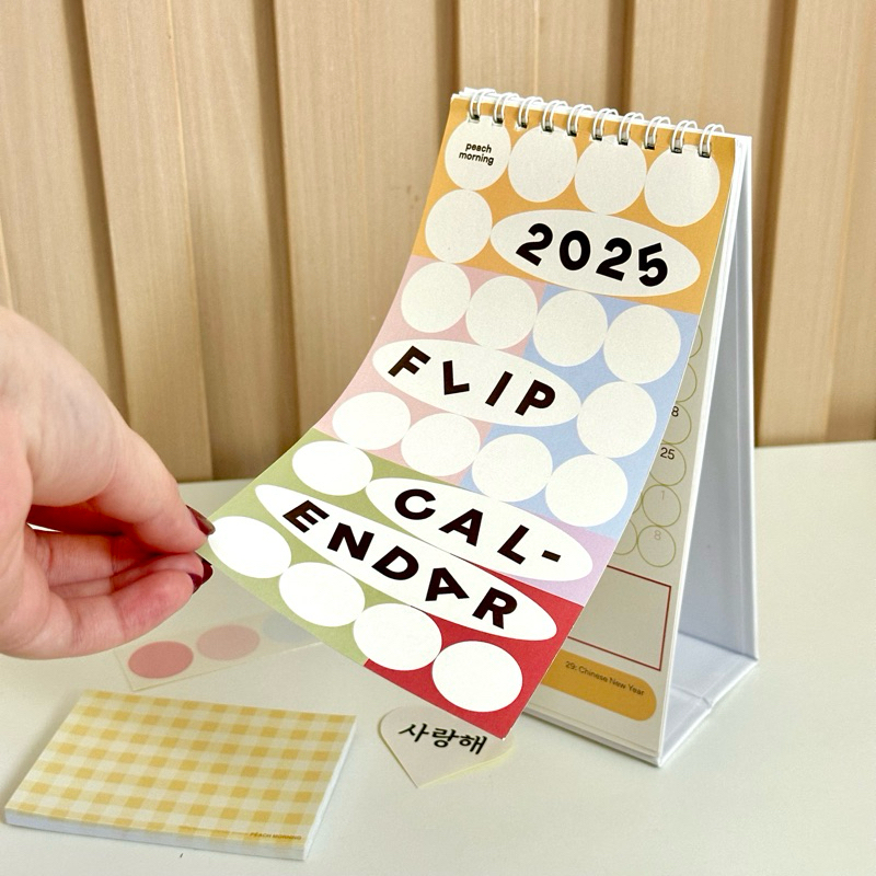 Jual PEACH MORNING - 2025 Desk Calendar | Shopee Indonesia