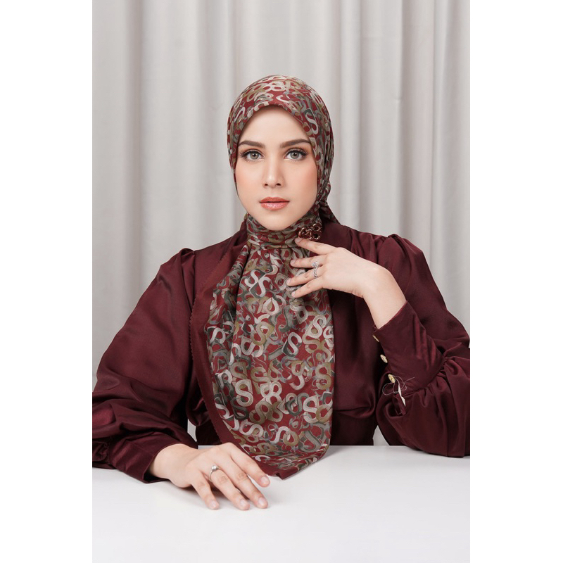 Jual SAMLA SERIES by Buttonscarves RARE ITEM | Shopee Indonesia