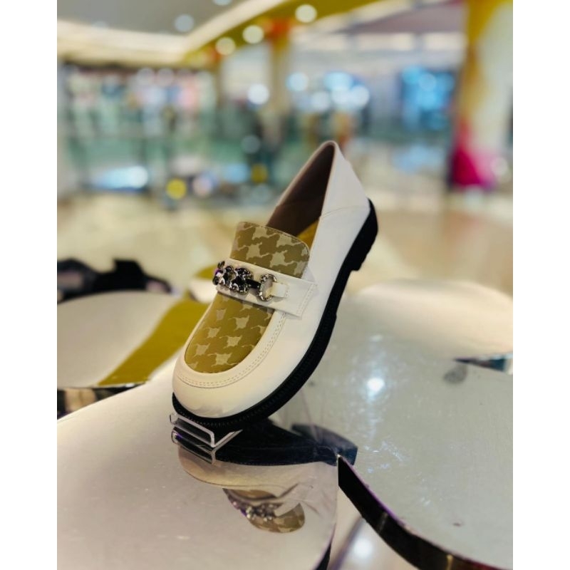 Jual Disc Sepatu Gosh Original ( BACA DESKRIPSI SEBELUM CO ) | Shopee ...