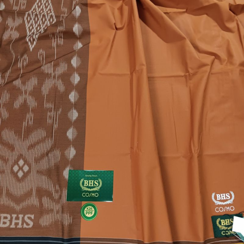 Jual SARUNG BHS COSMO GOLD K26 PPF 1 COKLAT POLOS | Shopee Indonesia