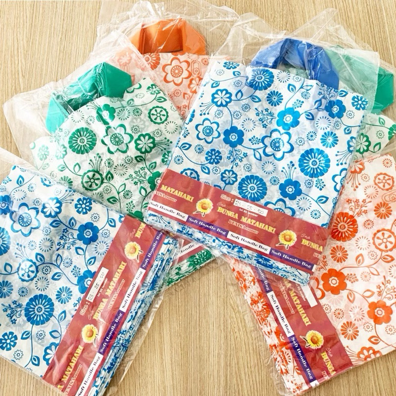 Jual PLASTIK SERBAGUNA ~ PLASTIK SOFT HANDLE BUNGA MATAHARI | Shopee ...