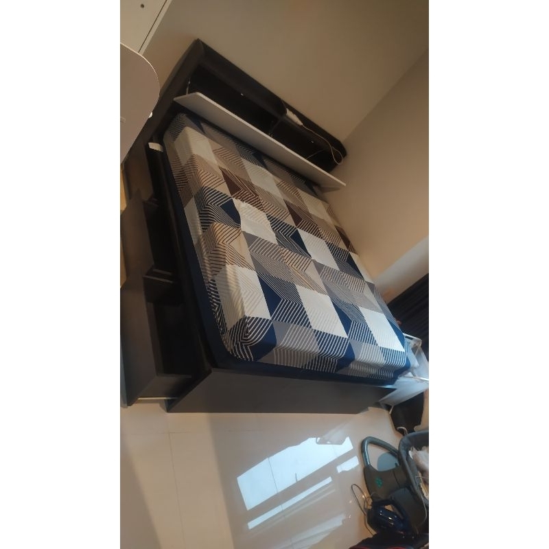 Jual Divan tempat tidur dengan sandaran headboard storage bisa custom ...