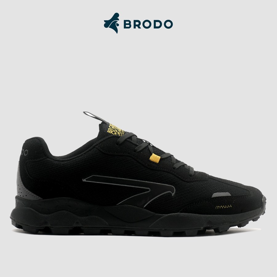 Jual BRODO - Sneakers Outdoor Ferrata Full Black | Shopee Indonesia