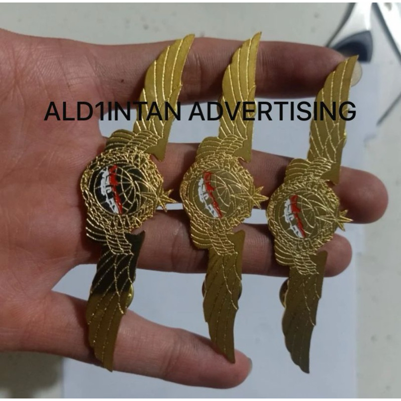 Jual pin wings kuningan custom / pin wings lencana / pin kantor ...