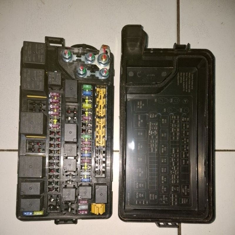 Jual BOX SEKRING WULING ALMAZ CONFERO CORTEZ BX2329-20G. PA66-GF15 ...