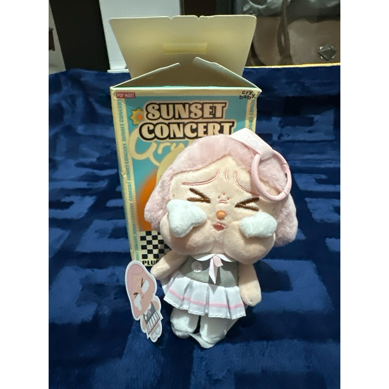 Jual Sunset Concert Cry Baby Pendant Pink Grey | Shopee Indonesia