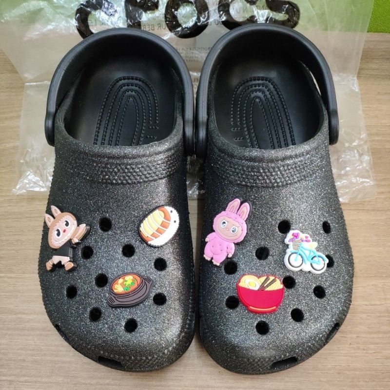 Jual SANDAL CROCS GLITTER BLACK CLASSIC ORIGINAL AUTHENTIC 100% MADE IN ...