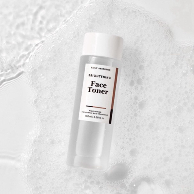 Jual DAILY AESTHETIC Brightening Face Toner, Solusi Cerah dan Segarkan ...