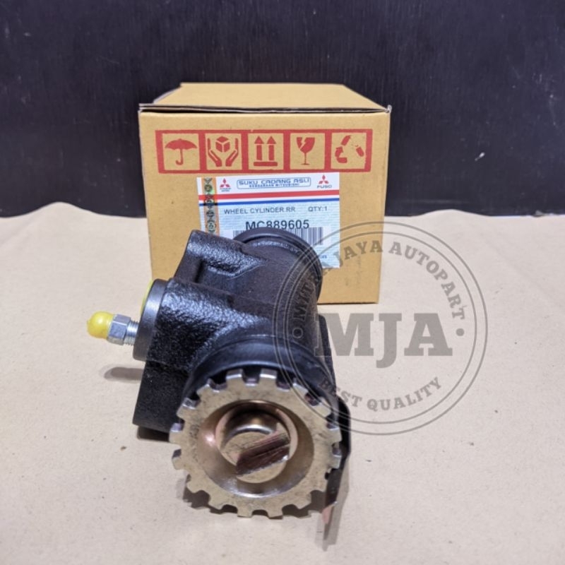 Jual BLOK REM WHEEL CYLINDER BELAKANG KANAN CANTER PS 125 MC889605 ...